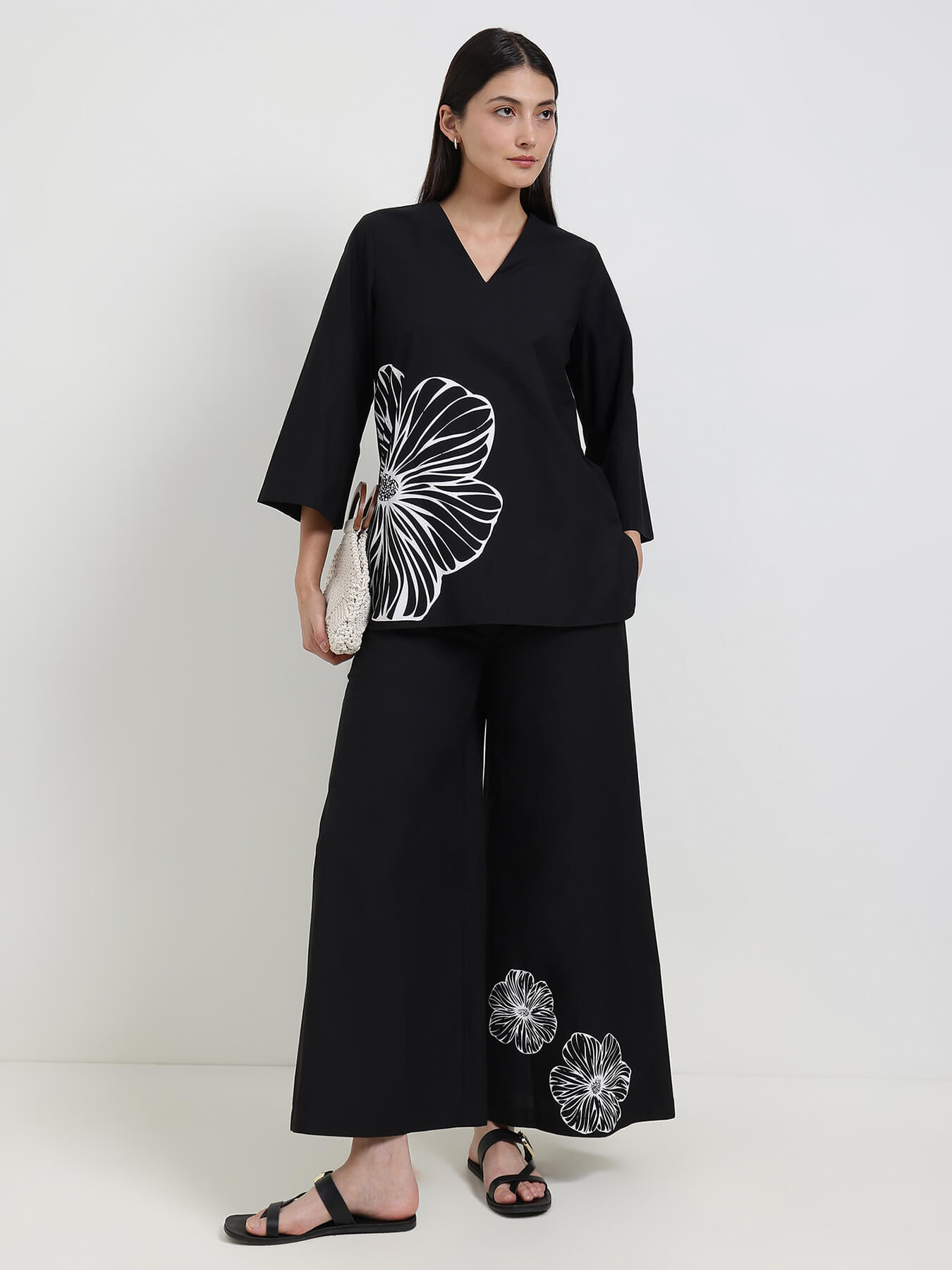 Buy Black & White Cotton Floral Co Online | Pink Fort